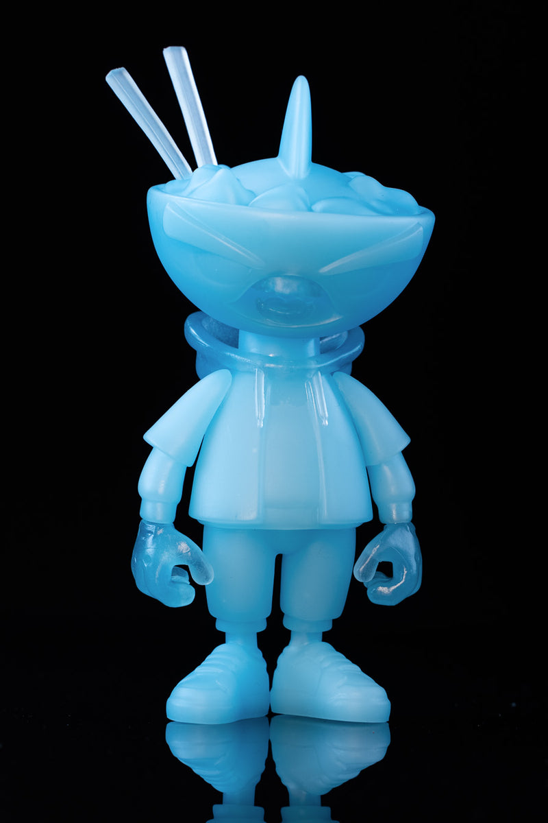 Raw Man - GID - Blue Edition Signed by sculptor 1/1 – KARMIEH Toy Design